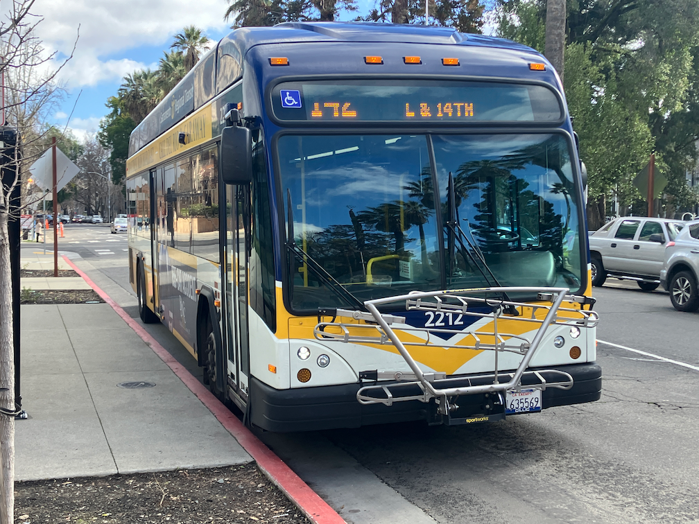 bus service to Sacramento airport – Sacramento Transit Advocates and ...